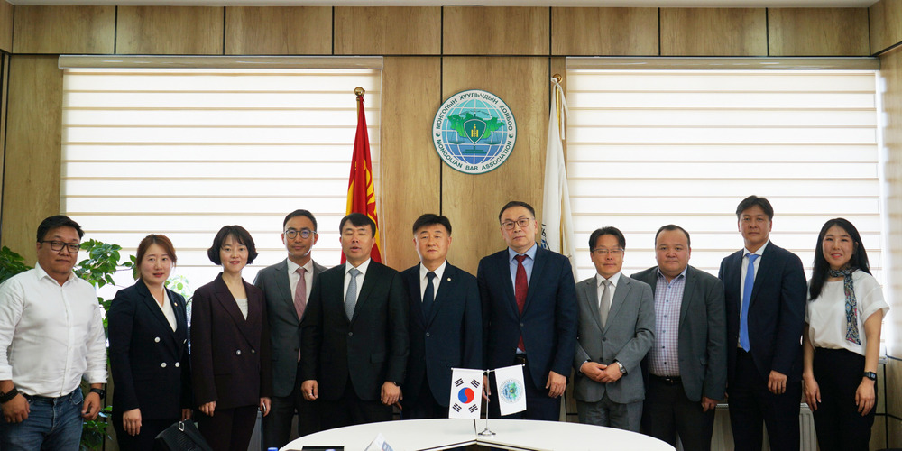 БНСУ ЫН ГЁНГИ ӨМГӨӨЛӨГЧДИЙН ХОЛБООНЫ ТӨЛӨӨЛӨГЧДИЙГ ХҮЛЭЭН АВЧ УУЛЗЛАА